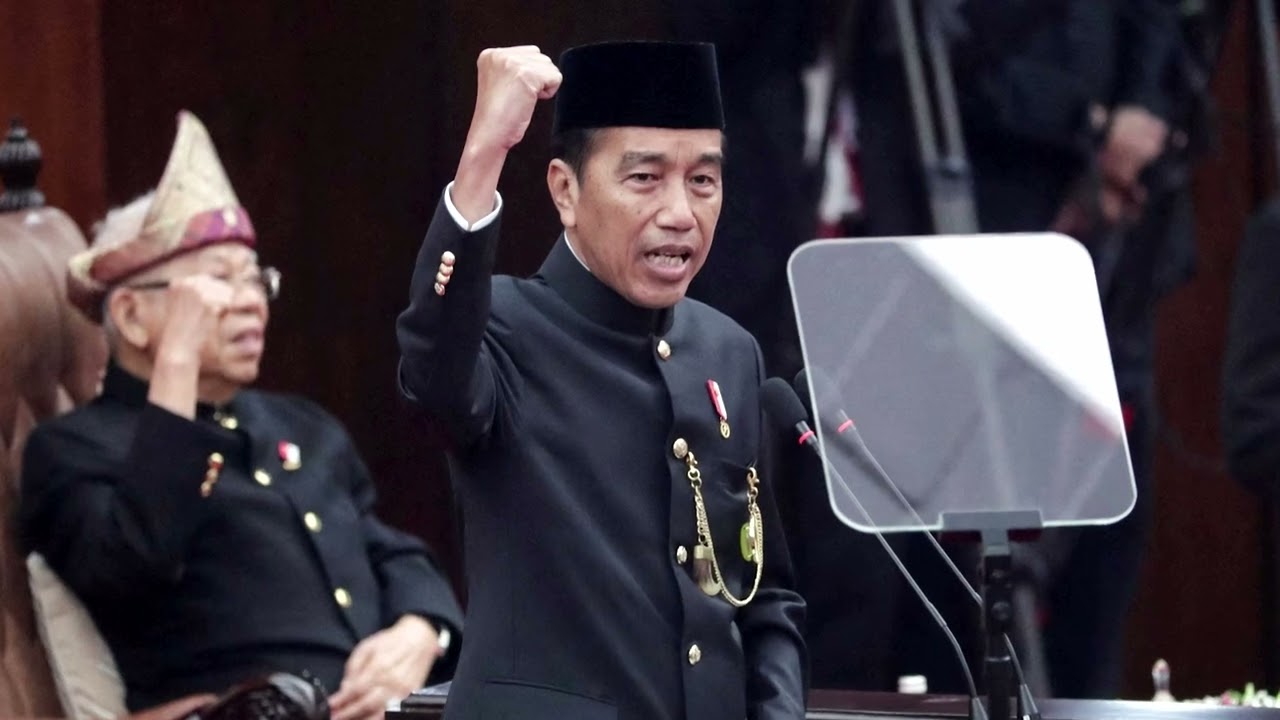 Indonesia shelves plan to change election law amid protests | REUTERS