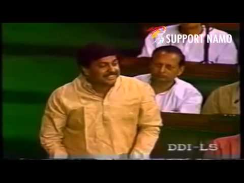 Pramod Mahajan explains Democracy - a lesson to learn by AAP