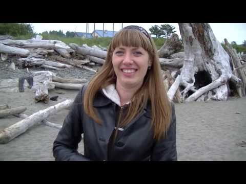 Marina's first visit to the Pacific Ocean (La Push, WA beach 1) 07-29-13