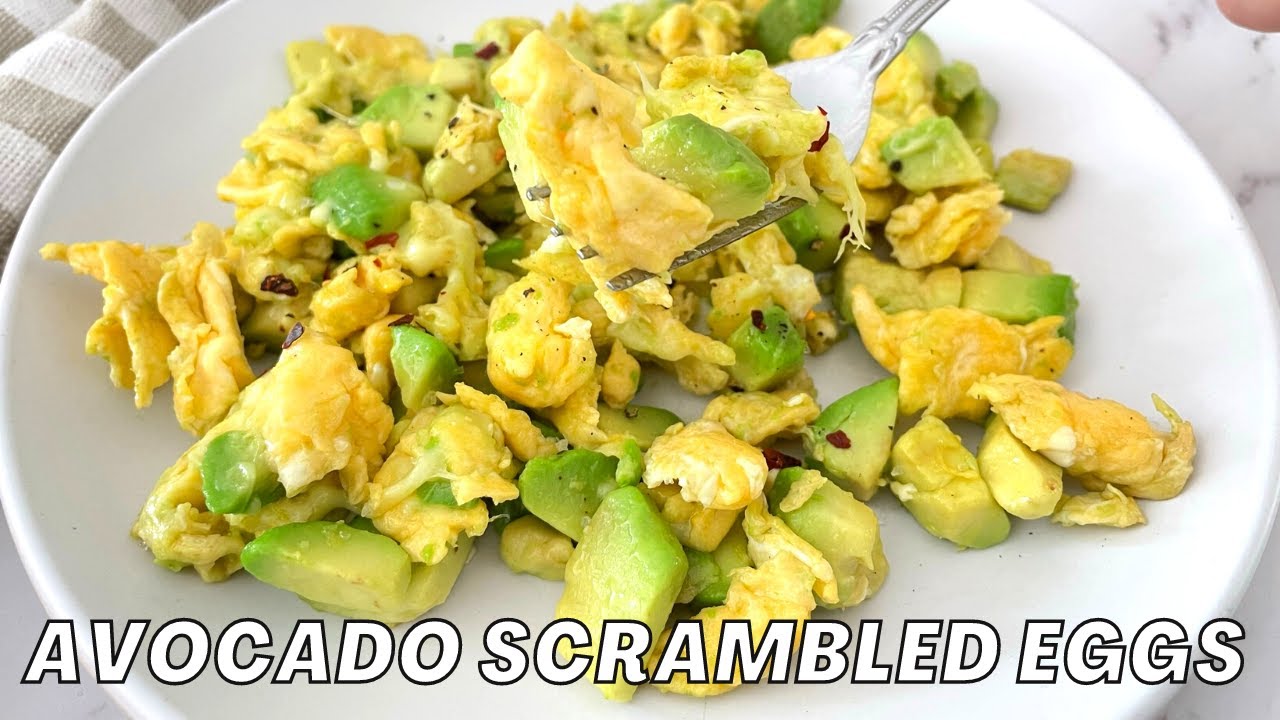 Avocado Egg Scramble - best 5-minute keto breakfast recipe!