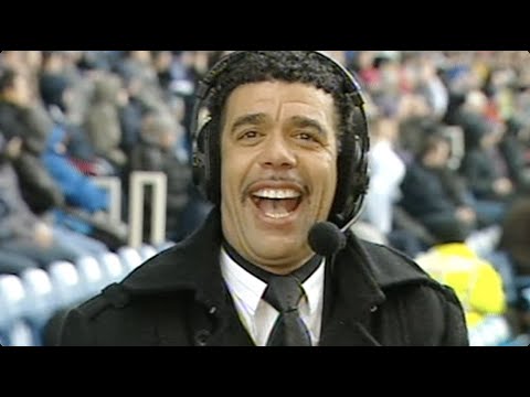 Unbelievable! | Chris Kamara wins contribution to football award!