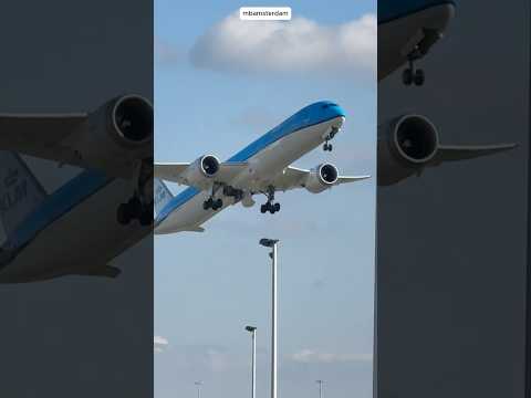KLM TAKE-OFF AMSTERDAM SCHIPHOL AIRPORT / PLANE SPOTTING #airplane #aviation #shortvideo