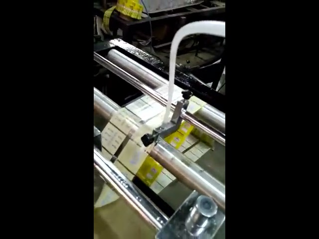PVC Gluing Machine - Hot Melt Adhesive Disc Applicator for shrink-label ...