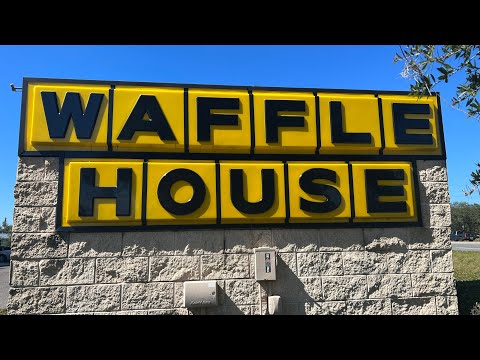 We Ate At Waffle House in Mount Dora, Florida | Cheaper Breakfast Options in FL | Food in Mt Dora