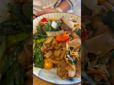Miya Thai Restaurant Altadena! #asmr #mukbang #pov #miya #thairestaurant #altadena #thaifood #thai