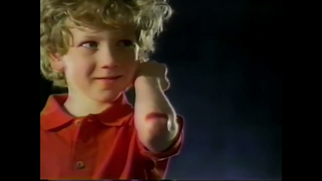 Elastoplast Commercial 2001