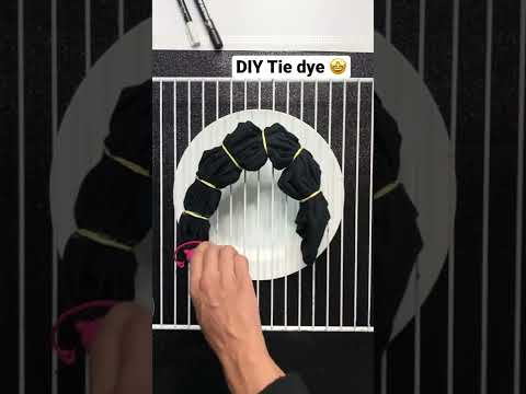 DIY tie dye with Bleach 🤩👕 #shorts #art #tiedye #tutorial