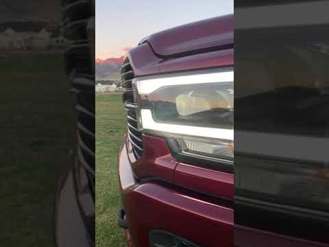 2022 Ram 3500 Cummins leveled on 22x10 -18 wrapped in 35 x12.50
