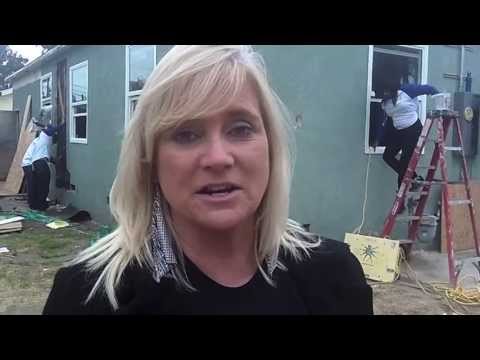 Sit 'n Sleep Builds with Habitat for Humanity