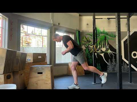 Strength training for runners: Single leg RDL to box