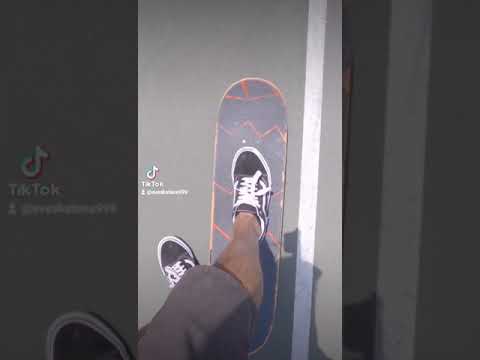 How to ride a skateboard 🛹