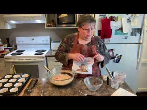 Penny’s Kitchen- Applesauce Muffins _Full HD 1080p_MEDIUM_FR30.mp4