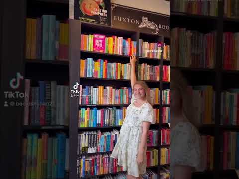 Book shopping in Charleston #bookshopping #independentbookstore #booktube