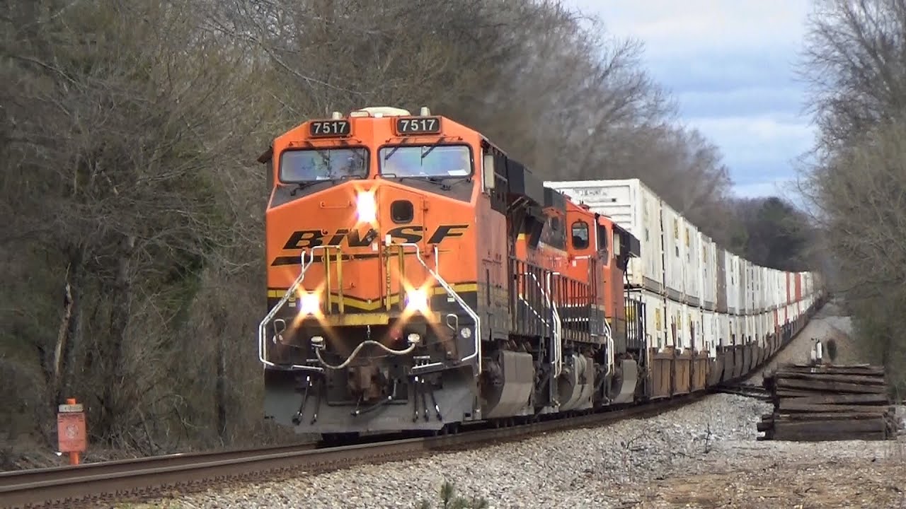 BNSF ES44DC 7517 w/ H1 Dash 9 Leads NS Intermodal 265 on 3/19/22