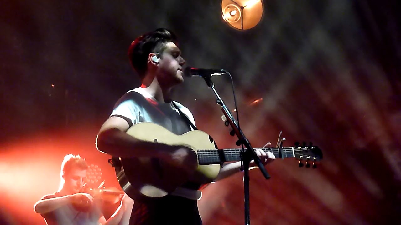 Niall Horan - Fire Away - Zénith de Paris - 18.04.2018