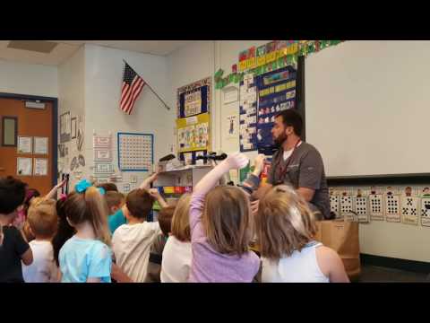 2016 Highlands Elementary Career Day | Eric G. Jackson, DDS, MAGD | Dentist Downers Grove Illinois