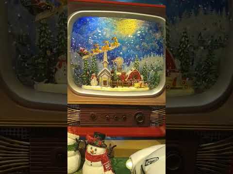 Cracker Barrel Santa TV glitter globe