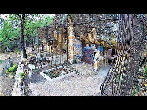 Abandoned Zoo Hike: Old Zoo Nature Trails In Cisco, Texas