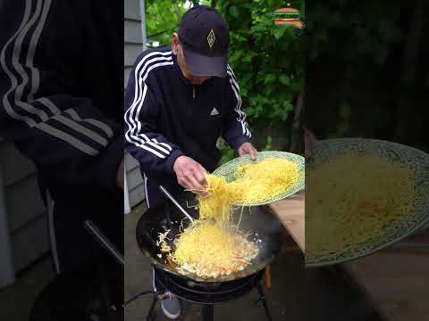 How My Chinese Grandpa Makes His SPECIAL Lo Mein... (Better Than The Restaurants!) #Shorts