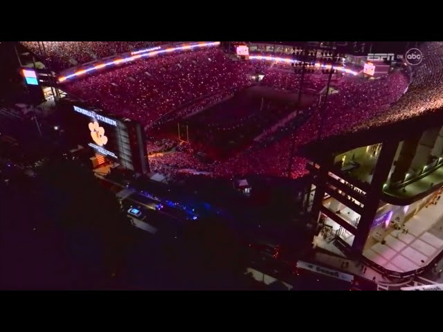 10 college football teams with the most electric stadium atmospheres