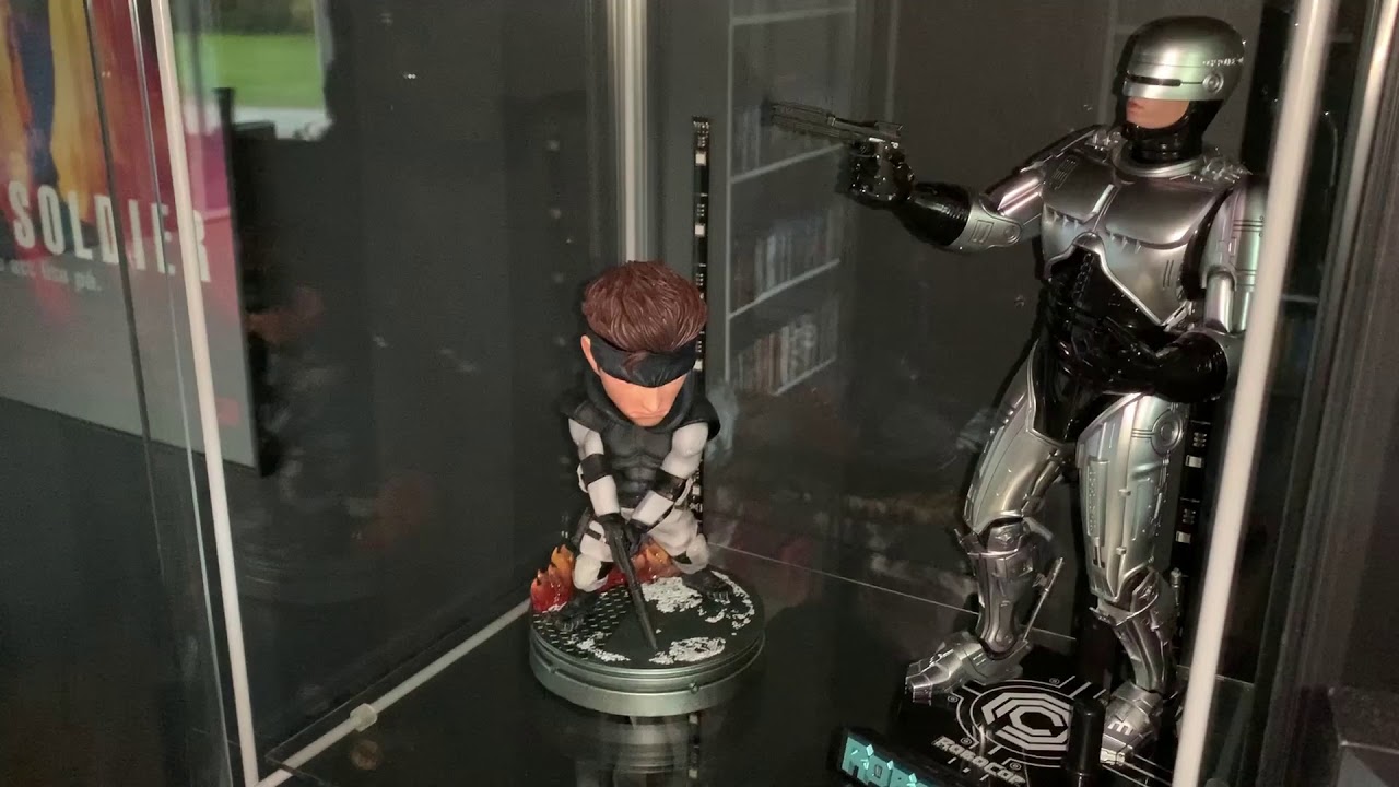 Metal Gear Solid (SD Solid Snake) Statue First 4 Figures
