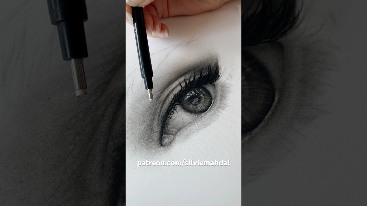 Eye study - charcoal drawing✍️