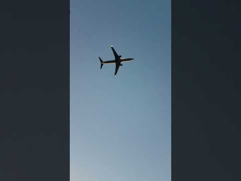 Plane Takes off at MCI airport!