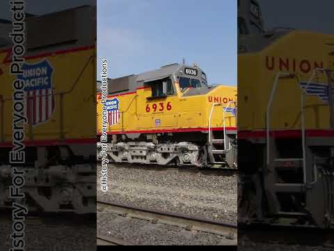 This is the largest diesel electric locomotive ever built: UP Centennial 6936 (Join the discord)