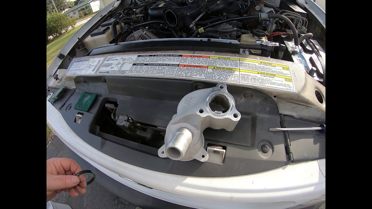 1998 Ford Explorer 4.0 SOHC Thermostat housing coolant leak Part 8