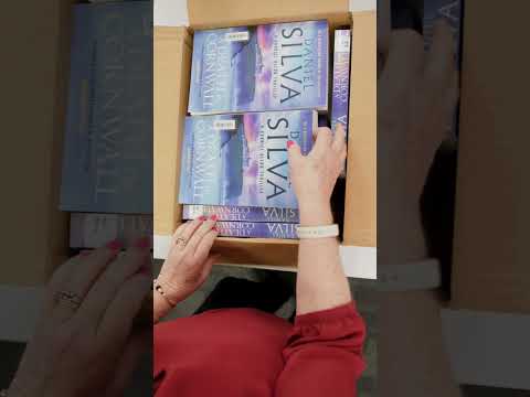 ASMR Journey of a new library book City of Logan #library #asmr #books