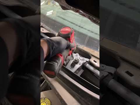 2021 f150 wiper motor replacement #automobile #2021ford #fordf150 #mechanic #ford #wiper