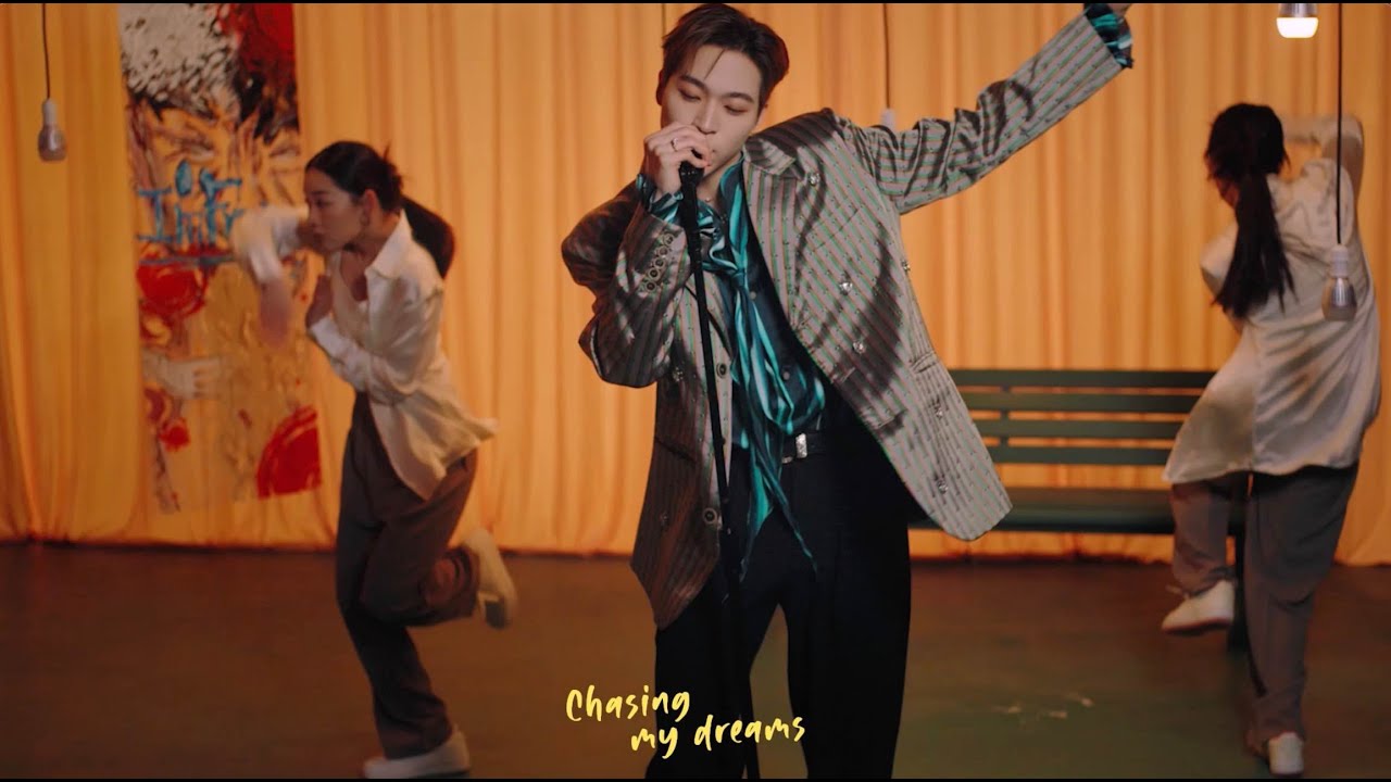 中国で話題の、INTO1 SANTA新曲「I’m from…」 Live Show Videoが本日公開！ 過去未来現在を優しく伝える映像に ...