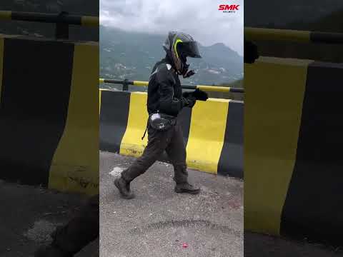 That feeling when you spot an SMK Helmet... 😍