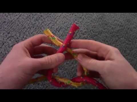How to Tie: A Square Knot