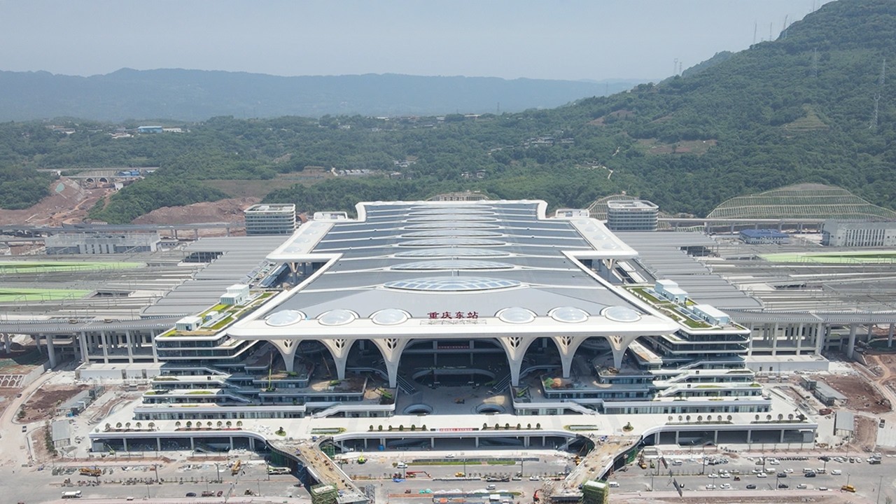China Built the World's Biggest Train Station