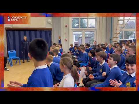 Mark Shelton & Kurt Willoughby Visit Mills Hill for a #PLPrimaryStars Education Activation