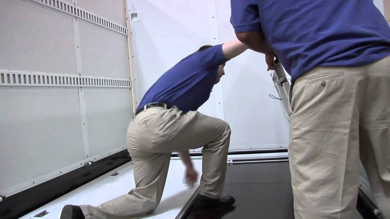 Universal Storage Containers 8 Foot Z-Box