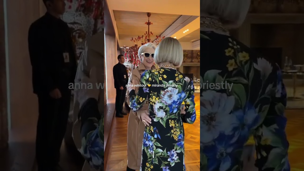 the meeting of fashion owners: miranda priestly and anna wintour at the dolce & gabbana show