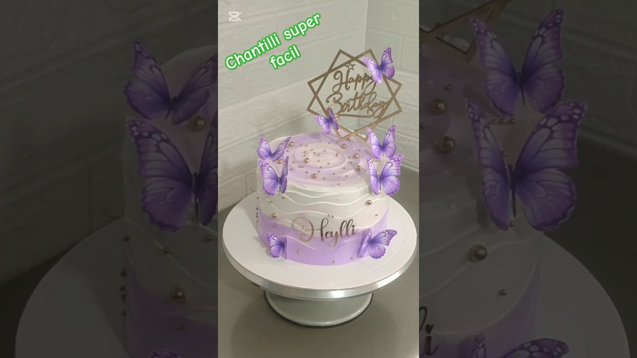 DECORACION FACIL PERO ELEGANTE, CON MARIPOSAS Y TOQUES DORADOS #chantilli #tortasfaciles
