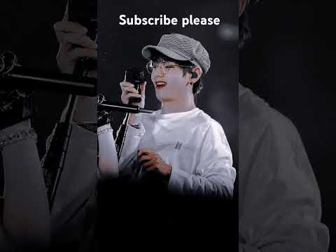 Kim taehyung best pic for wallpaper #bts #kpop #cutepics #shorts#viral