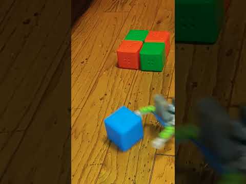 Vex IQ Claw Bot Driving Test