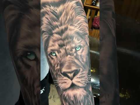 One of my best lion tattoos in my opinion 💯 #tattoos #art