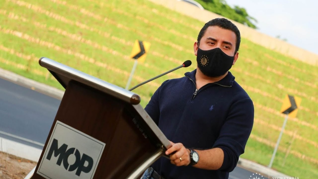 MOP inaugura el paso a desnivel Comalapa, que conecta con la carretera del Litoral