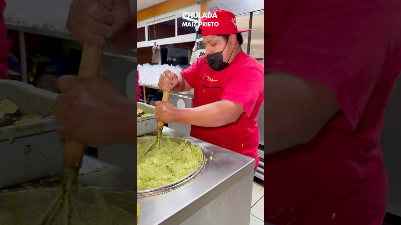 Tacos in Mexico with Guacamole 🇲🇽🔥 #shorts