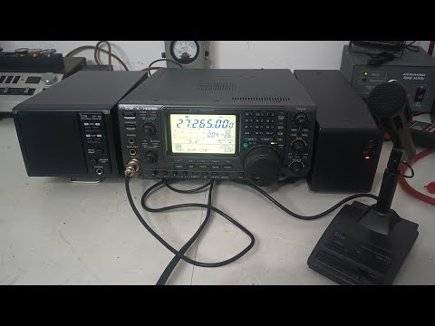Icom 746 Pro HF Rig with SP-23 Speaker, SM-20 Microphone, PS-125 Power Supply