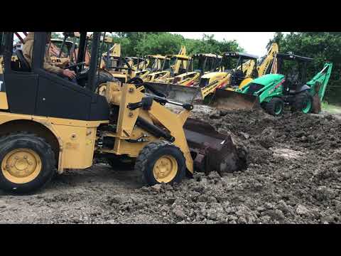 2008 CATERPILLAR 904B For Sale