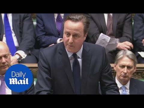 Cameron defends work of Iain Duncan Smith in the Commons - Daily Mail