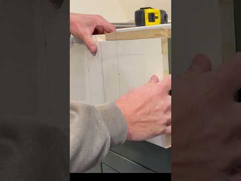 Centered Perfect Every Time #diy #howto #construction #kitchen #cabinets #woodworking #tools #jig