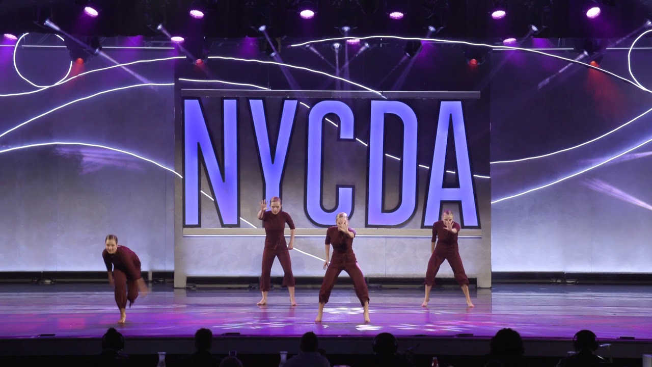 FOUR -Artistic Dance Project