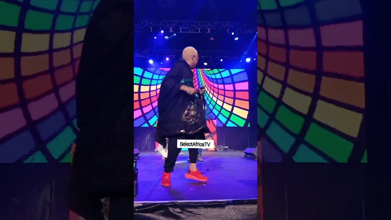 Somizi dancing for Sjava